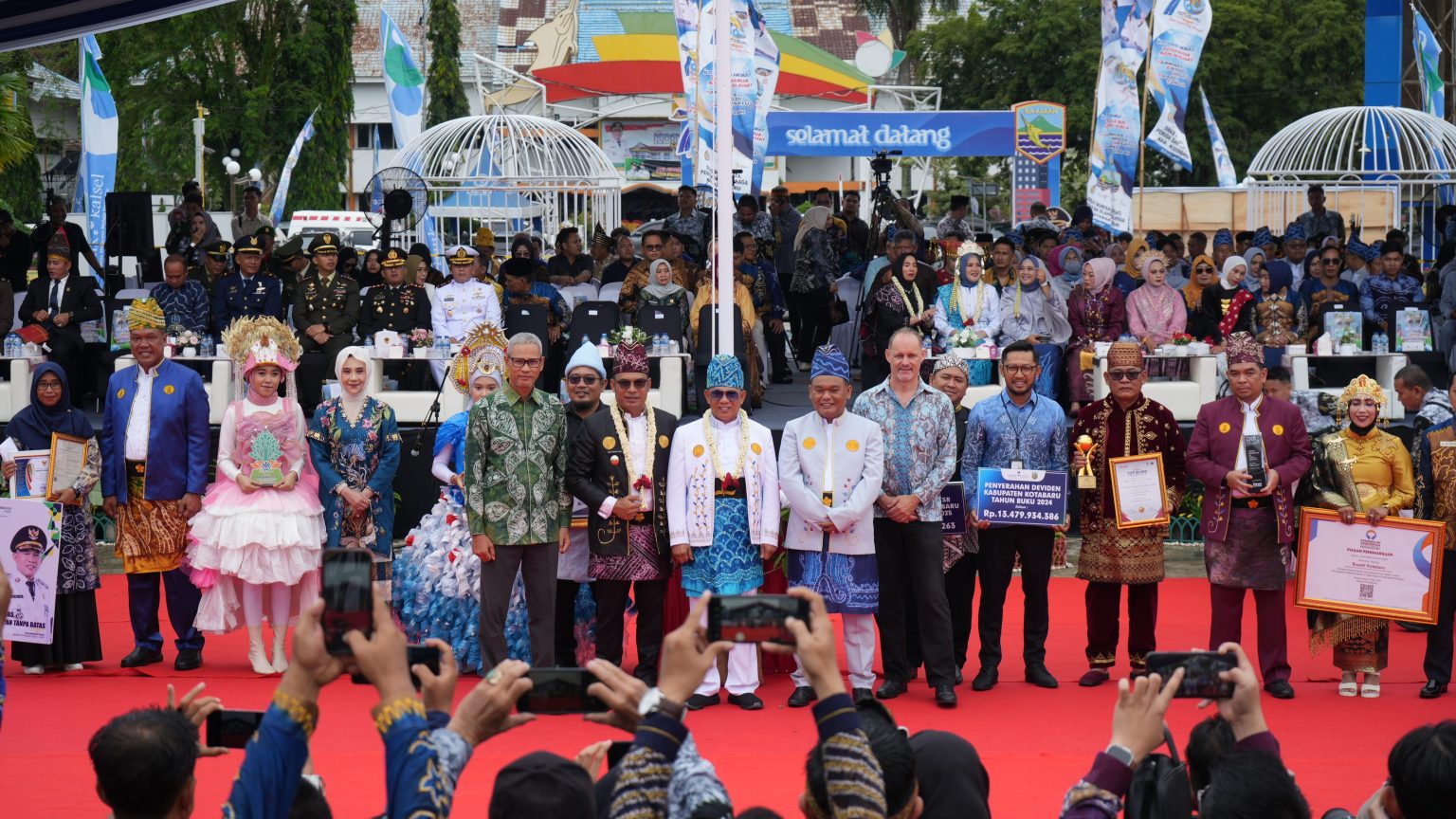 “Kotabaru Hebat Gasan Banua Nang Maslahat” tema Hari Jadi Kotabaru ke-75 - Media Center Pemkab ...